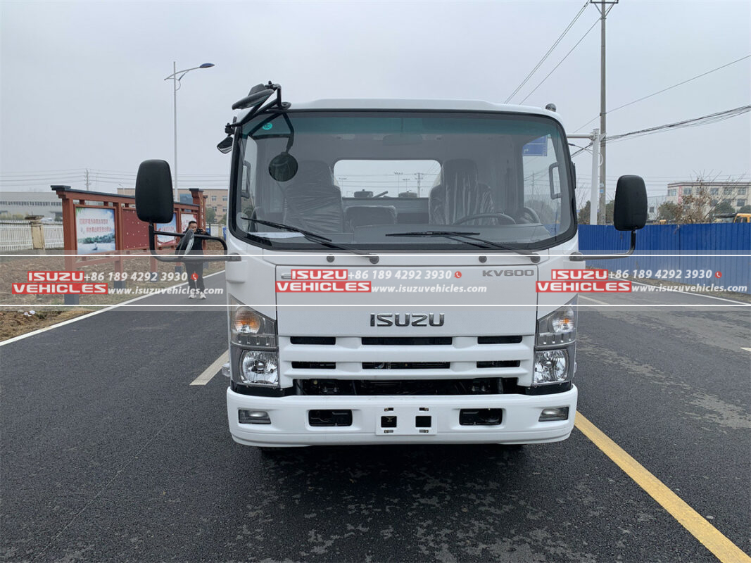 ISUZU 4 Ton Flatbed Rollback Tow Truck - ISUZU Vehicles