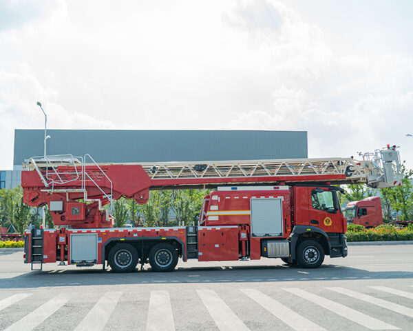 ISUZU 54M Aerial Ladder Firefighting Vehicle - ISUZU Vehicles