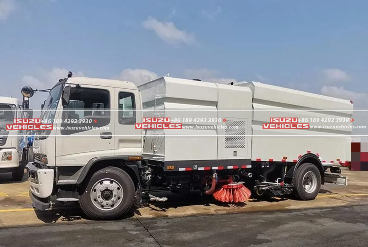 Compact Efficiency: ISUZU ELF Truck for Urban Needs - ISUZU Vehicles