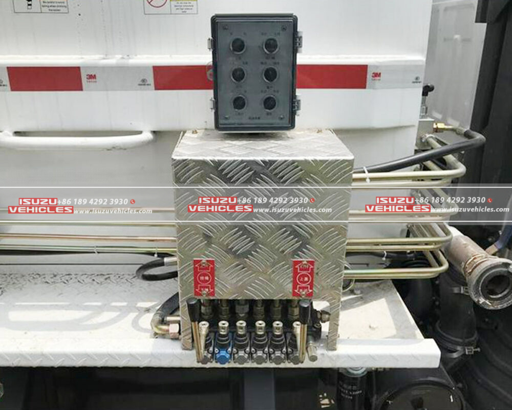 ISUZU Side Loader Compactor Truck - ISUZU Vehicles