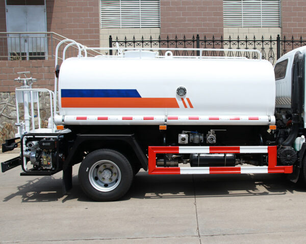 ISUZU Water Tank Bowser Truck - ISUZU Vehicles