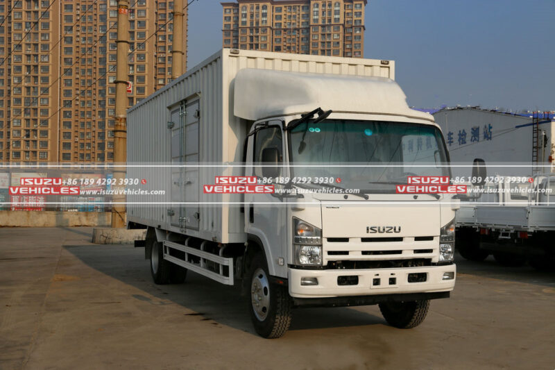 ISUZU 700P 7 Meter Box Truck - ISUZU Vehicles