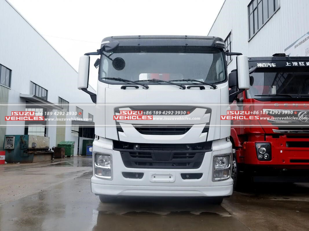 ISUZU FVZ 6×4 Truck with 8 Ton Telescopic Crane - ISUZU Vehicles