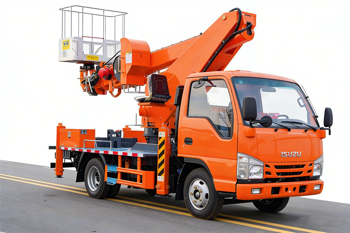 Teleskopski tovornjak s žlico ISUZU 20m - Vozila ISUZU