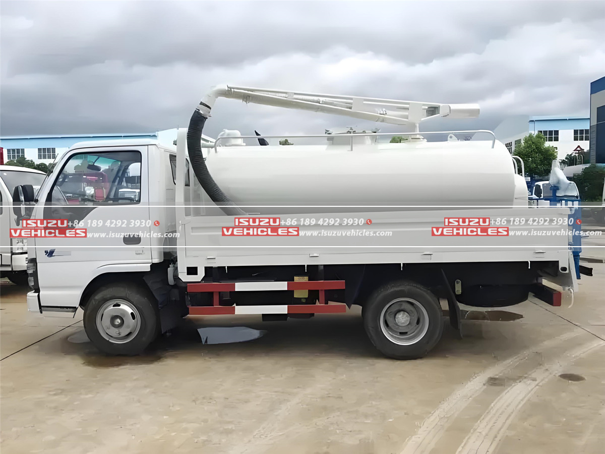 ISUZU 5000L Septic Vacuum Sewer Truck - ISUZU Vehicles